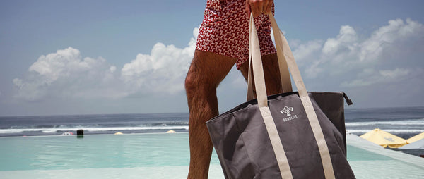 Beach Bag Size Guide: How Big Do You Need? – Bondi Joe Swimwear